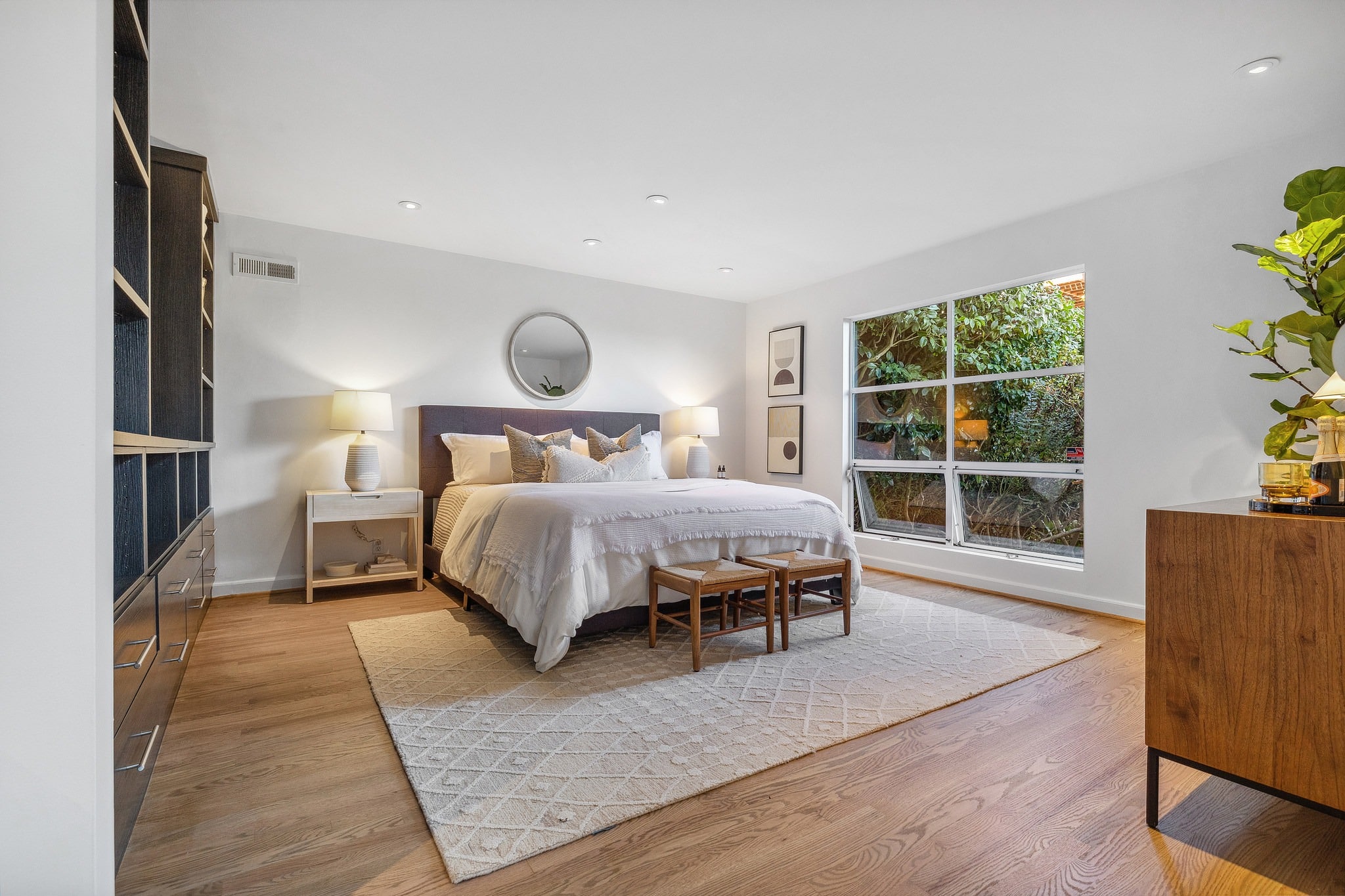 682-28th-street.60542.p3k.057.web - Droubi Team